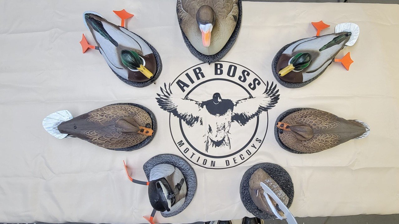 Air Boss Motion Decoys